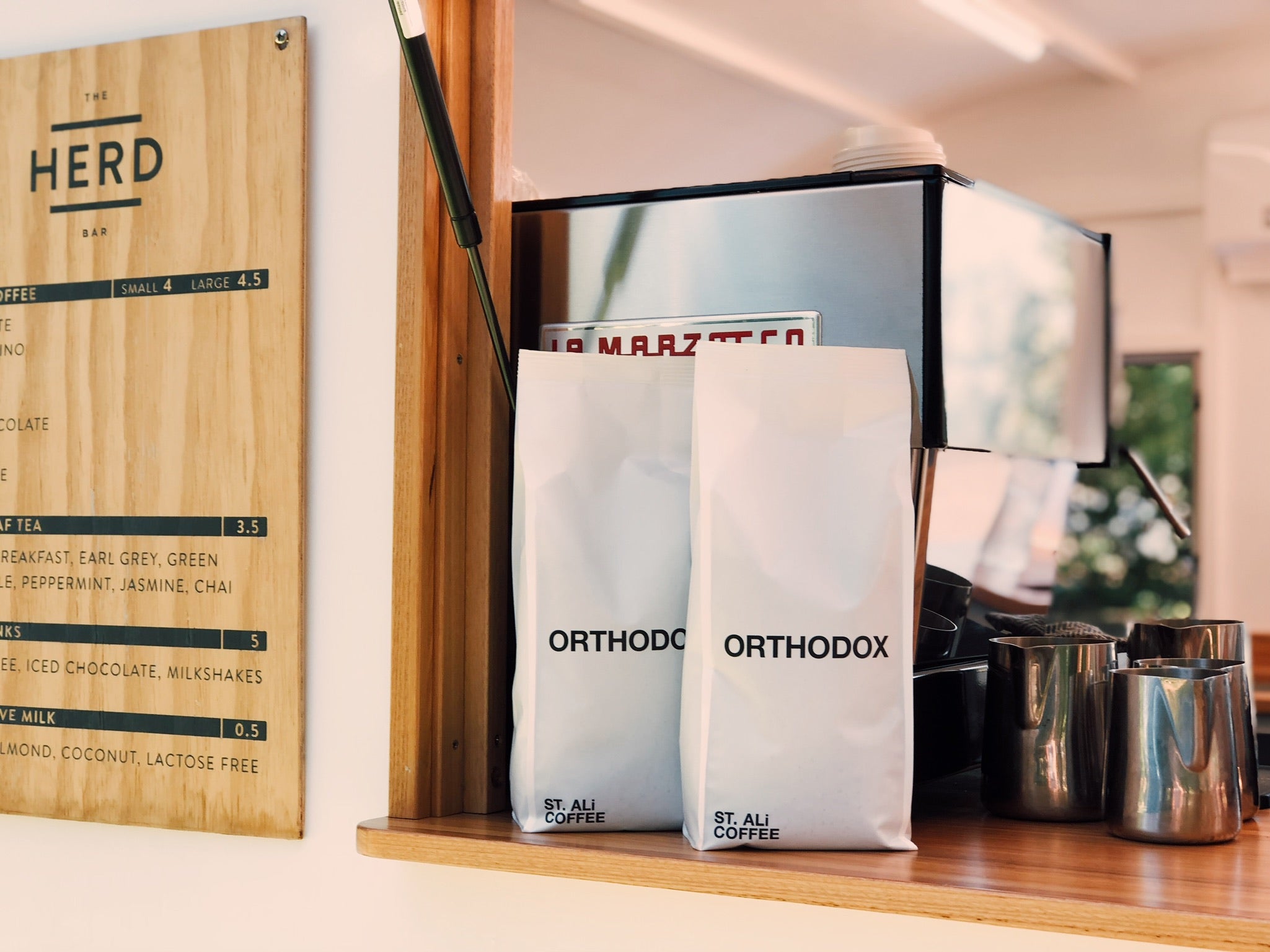 email facebook instagram